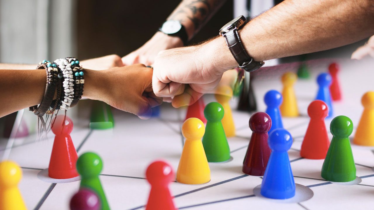 Top 6 Team Games – Meeple Mountain