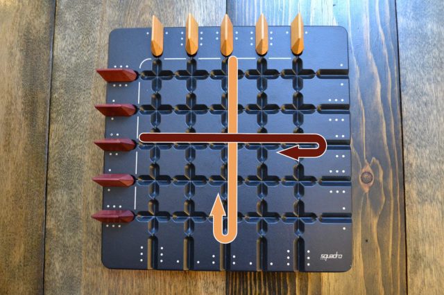 Squadro Game Review – Meeple Mountain