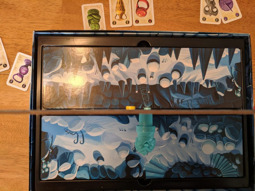 Pyramid of Pengqueen Game Review – Meeple Mountain