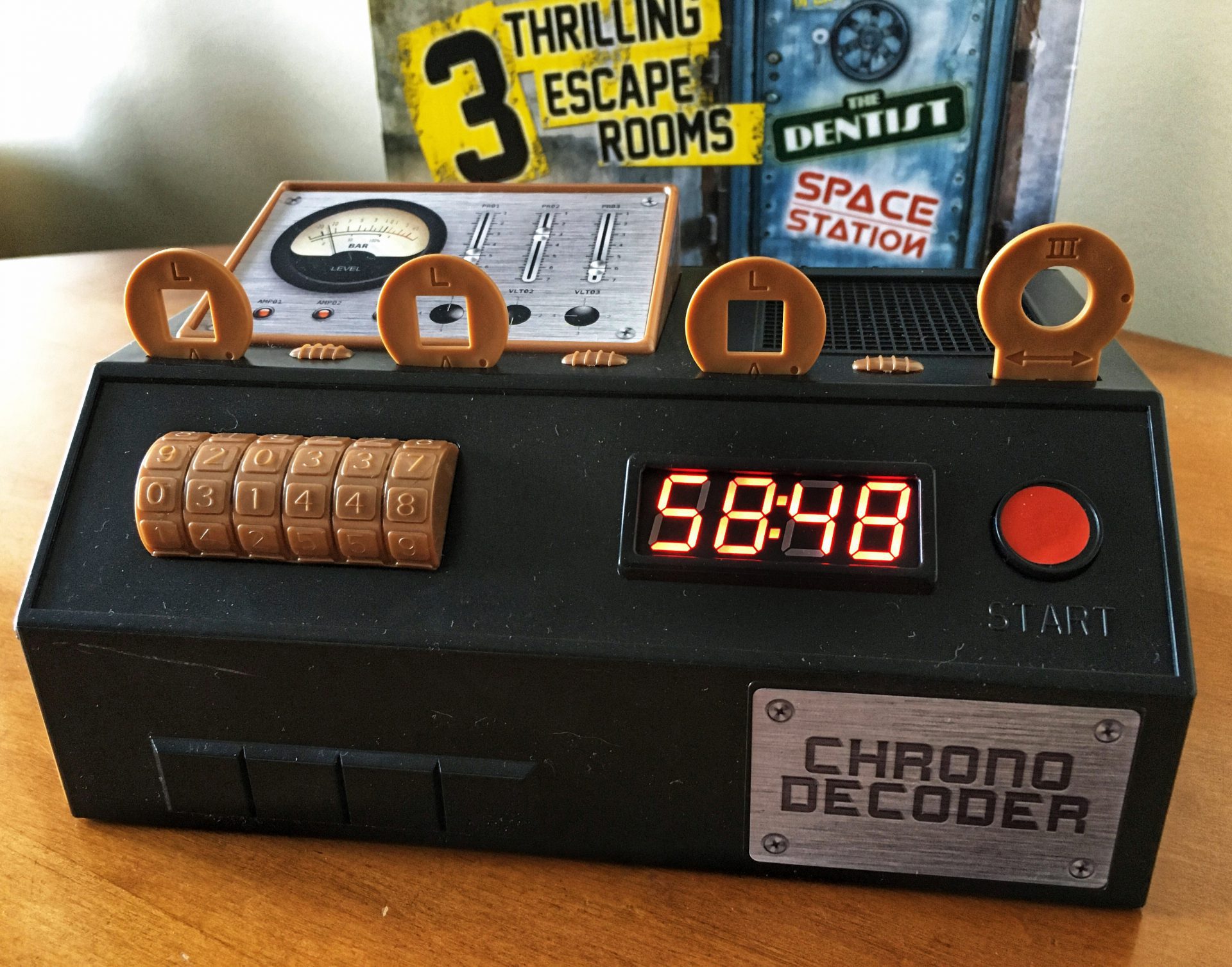 Escape Room: The Game (Escape Rooms II) Game Review – Meeple Mountain