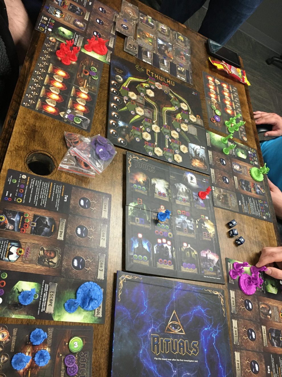 Evil High Priest Game Review – Meeple Mountain