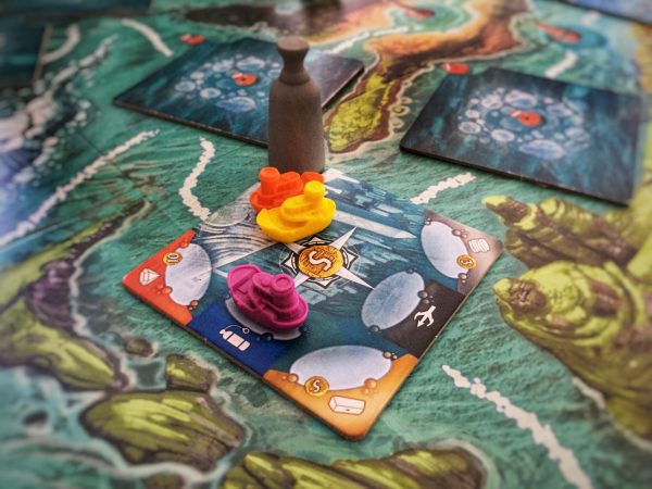 Deep Blue Game Review – Meeple Mountain