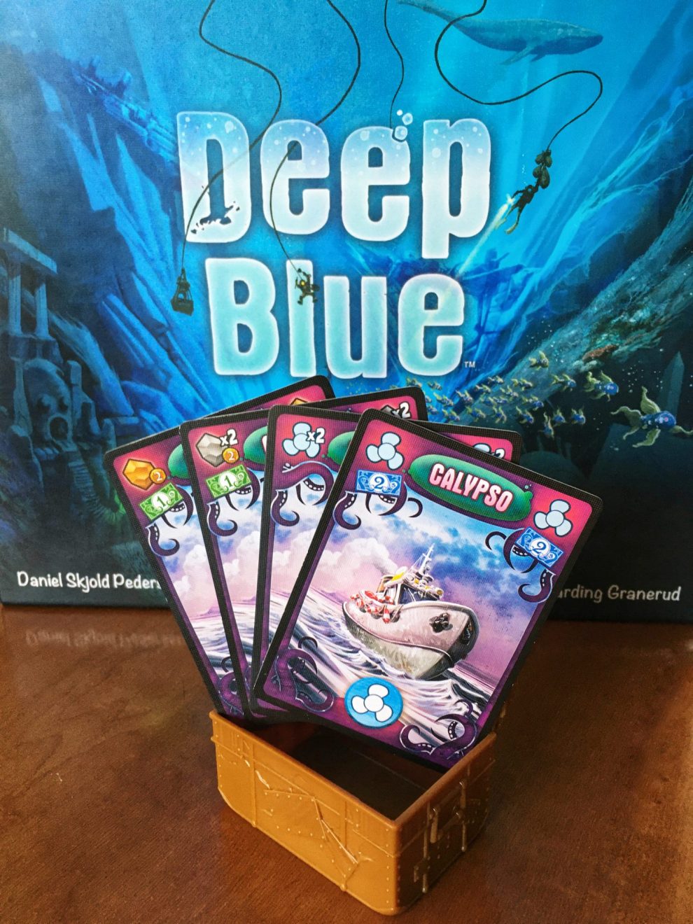 Deep Blue Game Review – Meeple Mountain