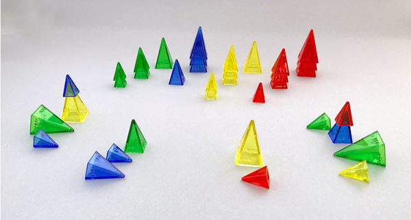 Pyramid Arcade Game Review – Meeple Mountain
