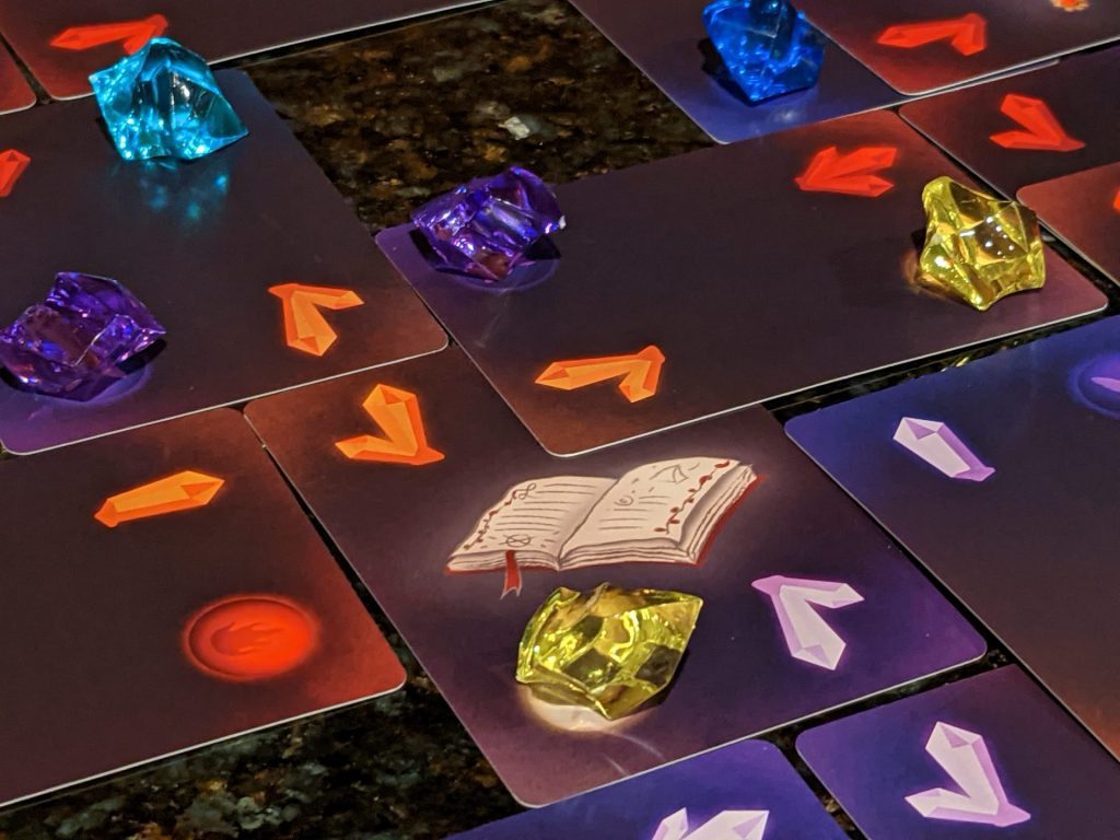 Crystallo Game Review – Meeple Mountain