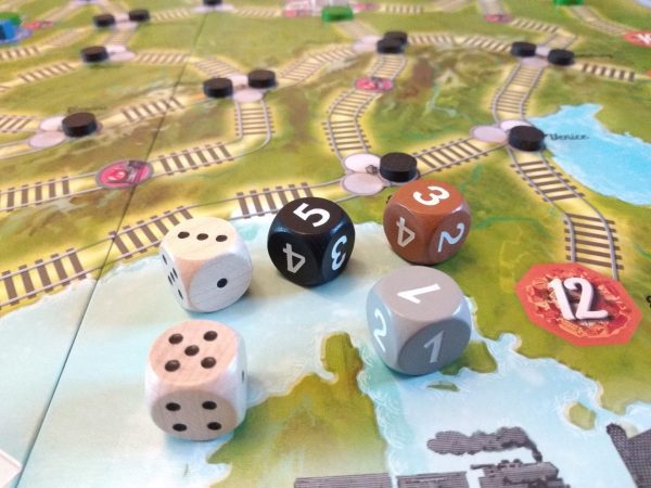 Switch & Signal Game Review – Meeple Mountain