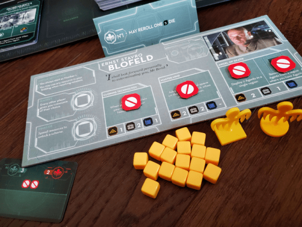 Spectre: The Board Game Review – Meeple Mountain