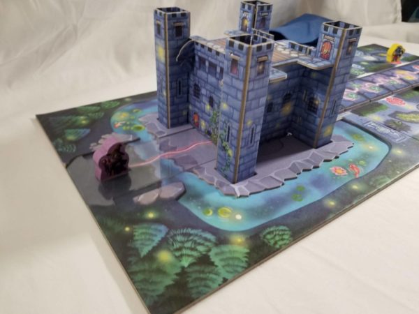 Moonlight Castle Game Review – Meeple Mountain