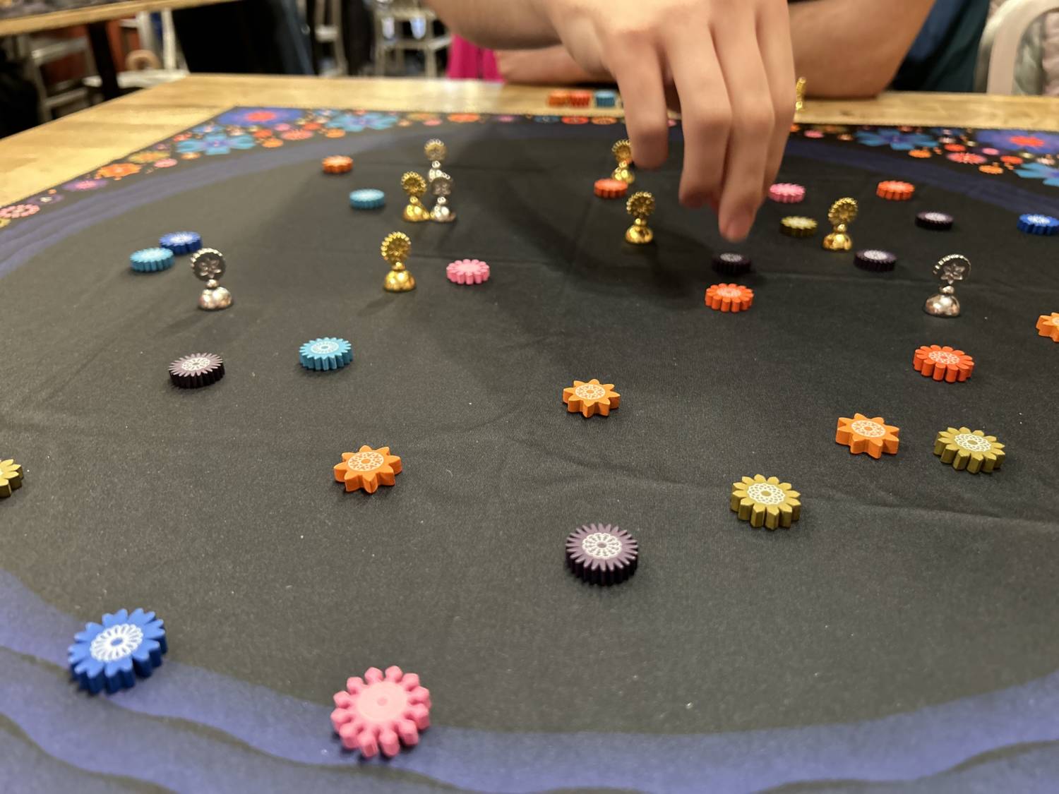 Lacuna Game Review – Meeple Mountain