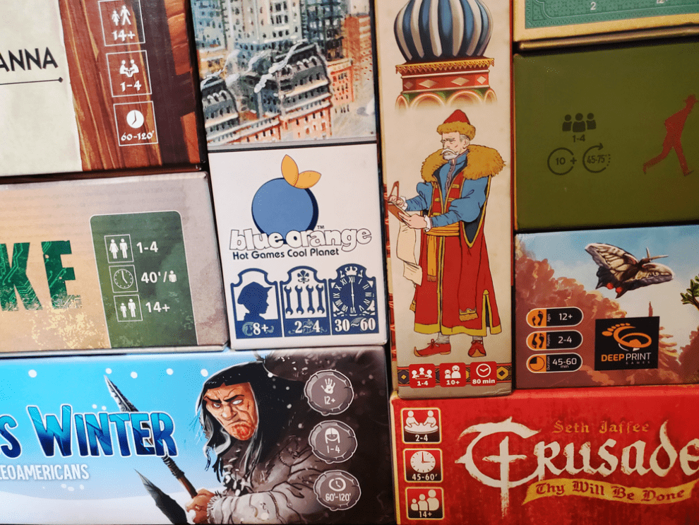 Top 6 Ways to Judge a Game by Its Cover – Meeple Mountain