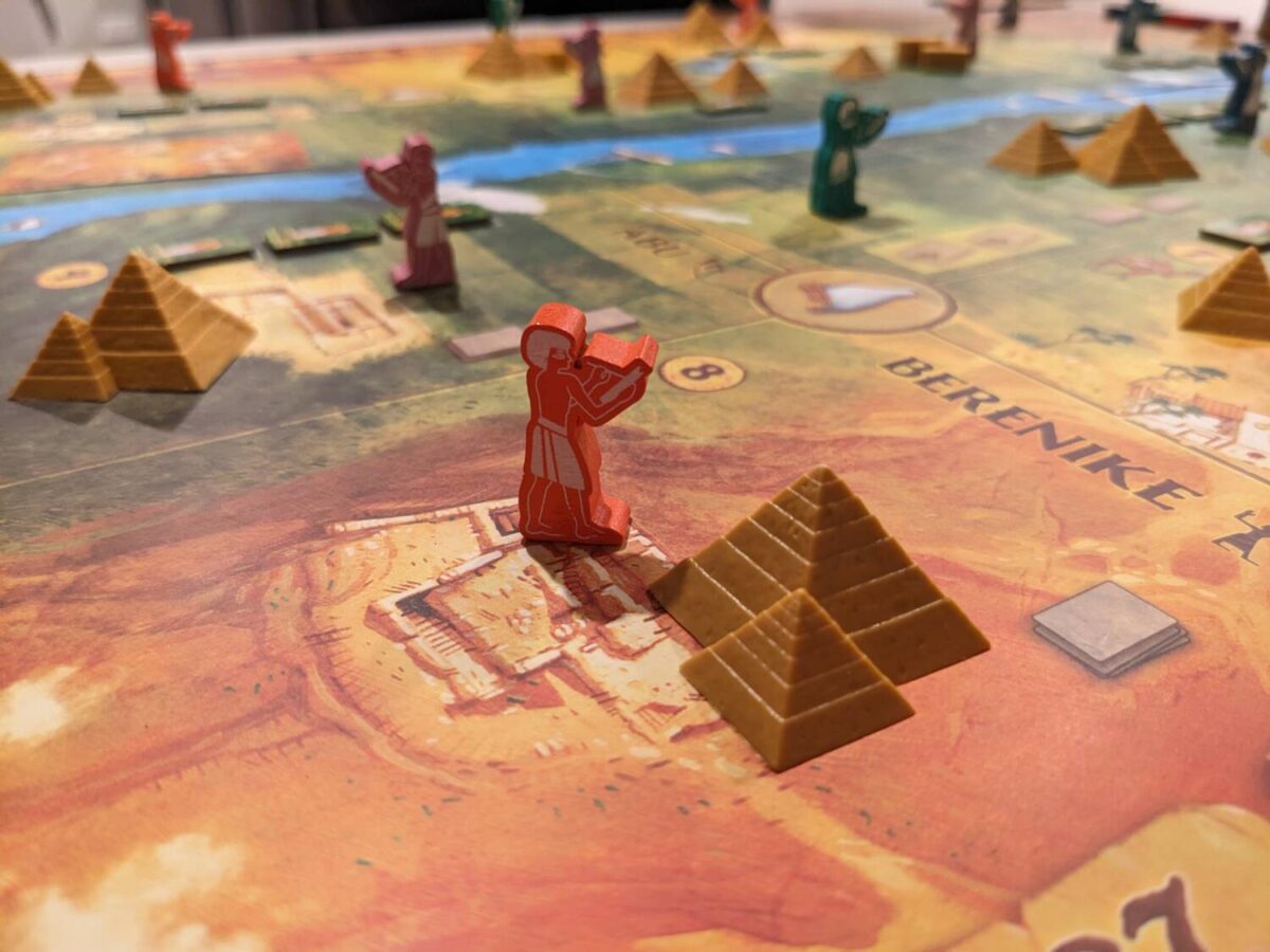 Amun-Re: 20th Anniversary Edition Game Review – Meeple Mountain