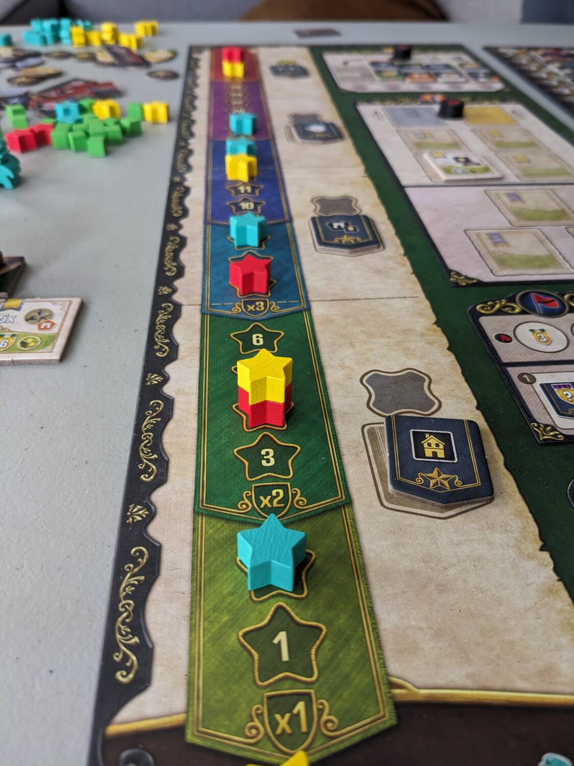 Nucleum Game Review – Meeple Mountain