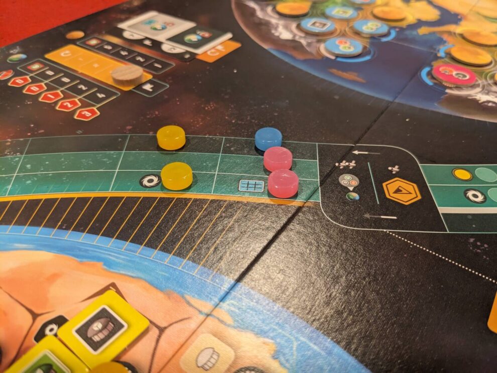 Evacuation Game Review – Meeple Mountain