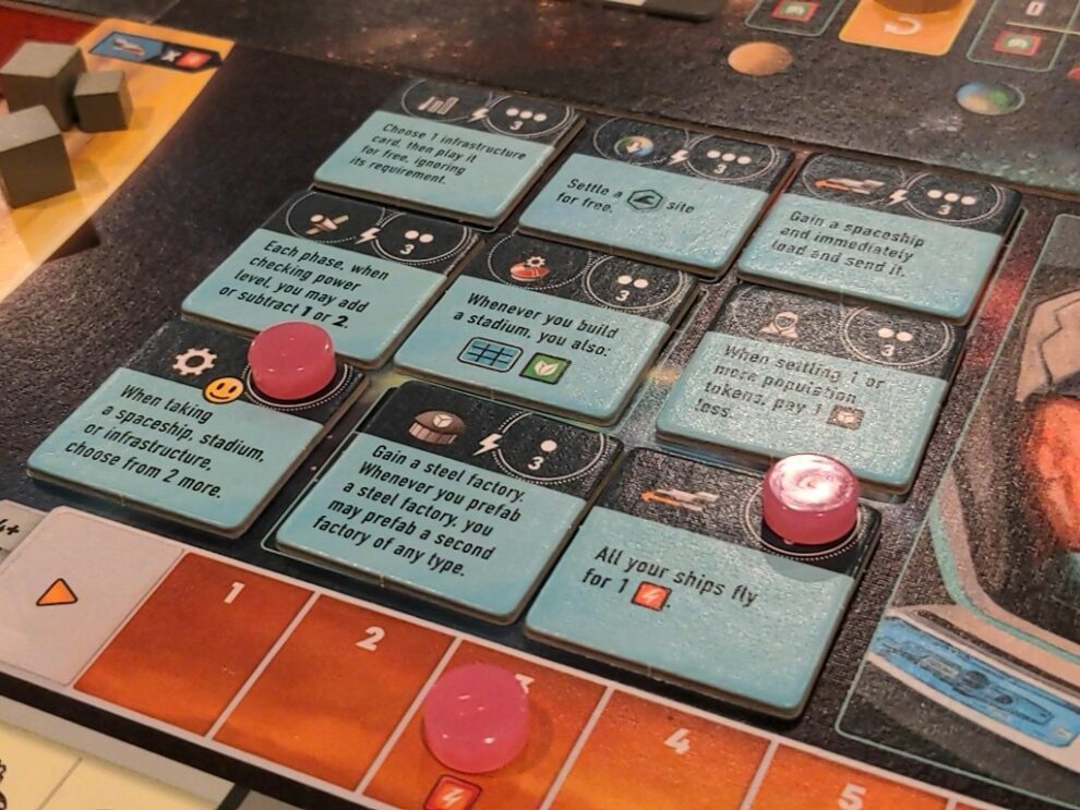 Evacuation Game Review – Meeple Mountain