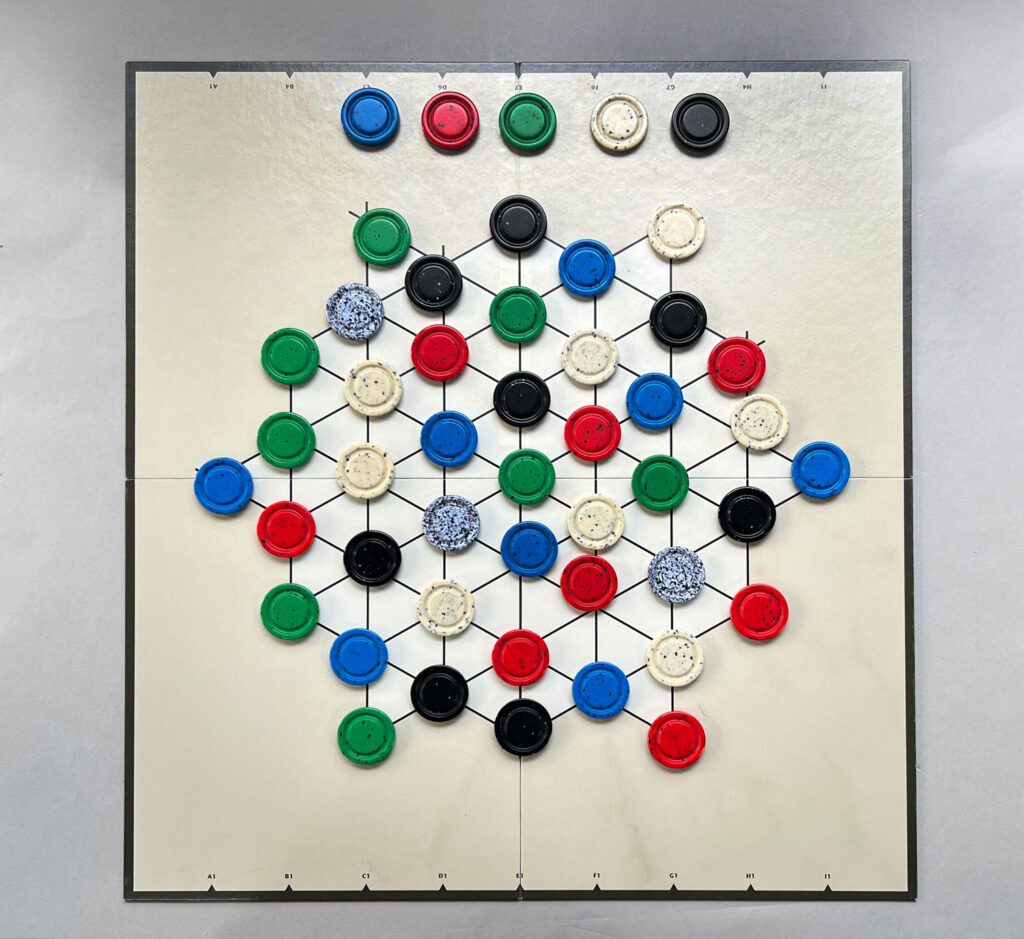 LYNGK Game Review – Meeple Mountain