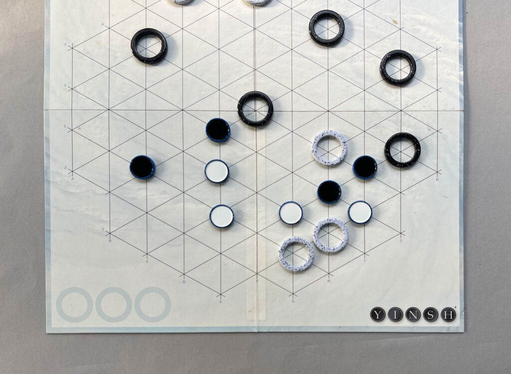 YINSH Game Review – Meeple Mountain