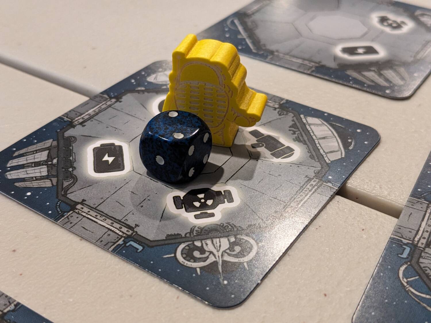 AI Space Puzzle Game Review – Meeple Mountain