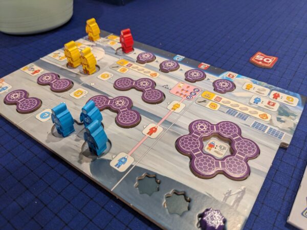 Shackleton Base: A Journey to the Moon Game Review – Meeple Mountain