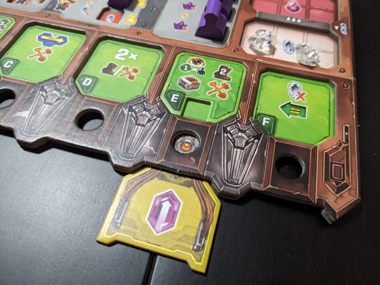 Recall Game Review – Meeple Mountain